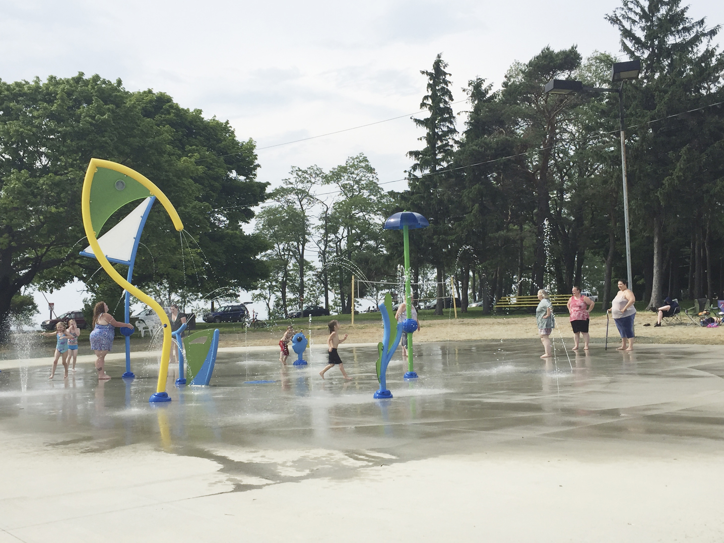 Splash pad at Wright Park now open | News, Sports, Jobs - Observer Today